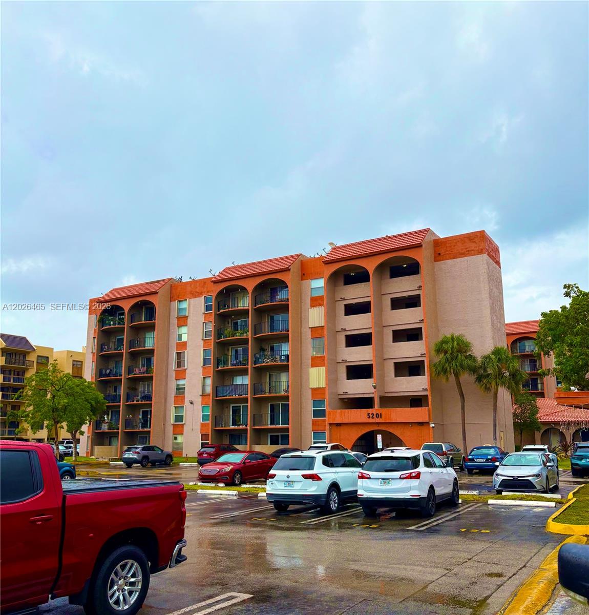 5201 NW 7th St #411, Miami FL 33126 | MLS #A12026465